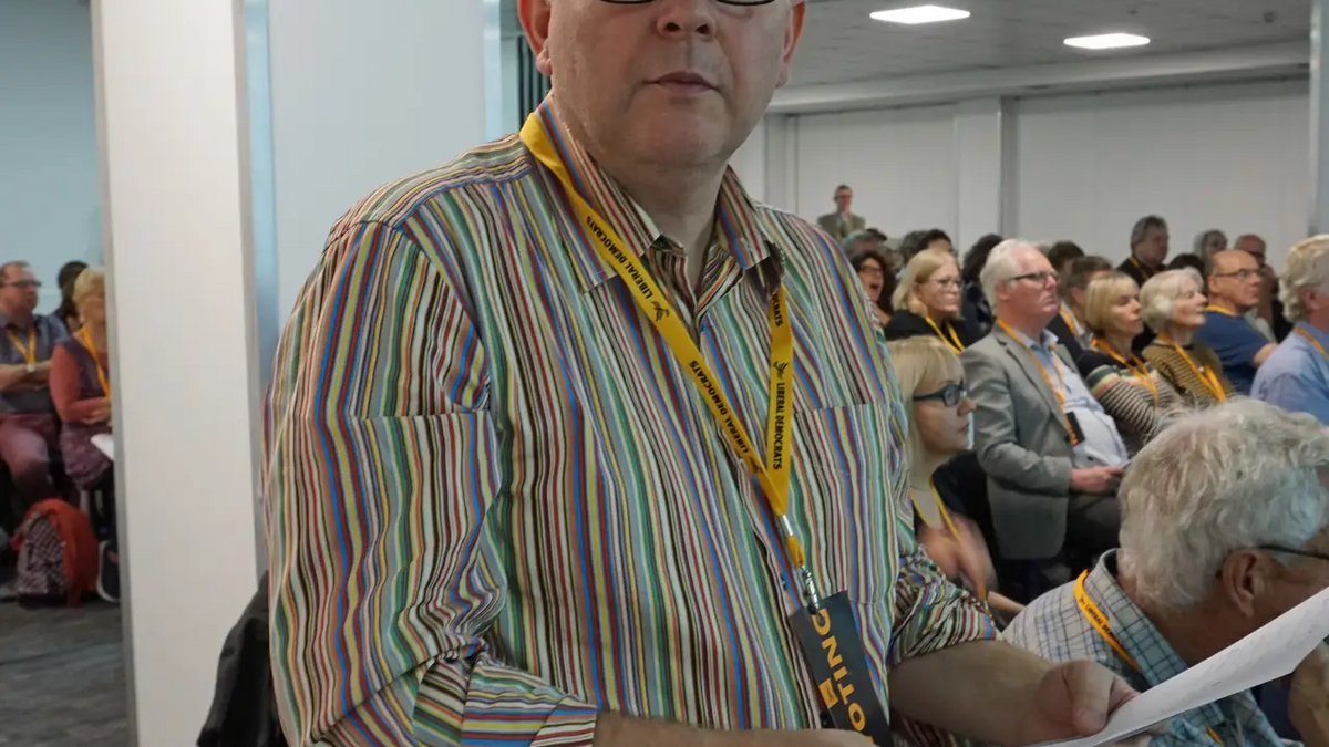 Third runway at Heathrow Motion to Southwark Council from Councillor ...